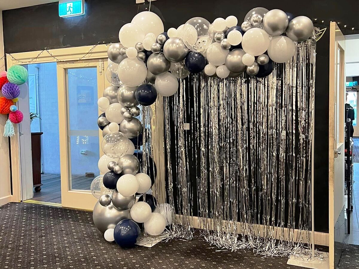 Balloons and Balloon Garlands for Birthdays, New Babies, Gifts, Parties ...